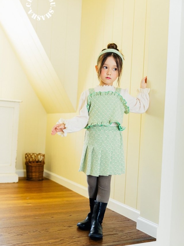 Cloi Top Bottom Set - KKAMI