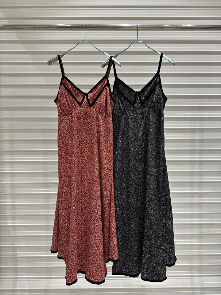 Velvet Collar One-piece - KKAMI